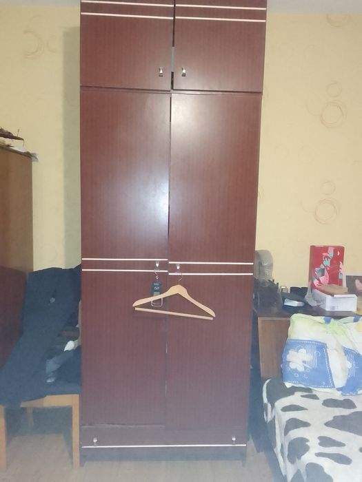 Гардероб с надстройка.120 лв. гр. Русе Център • OLX.bg