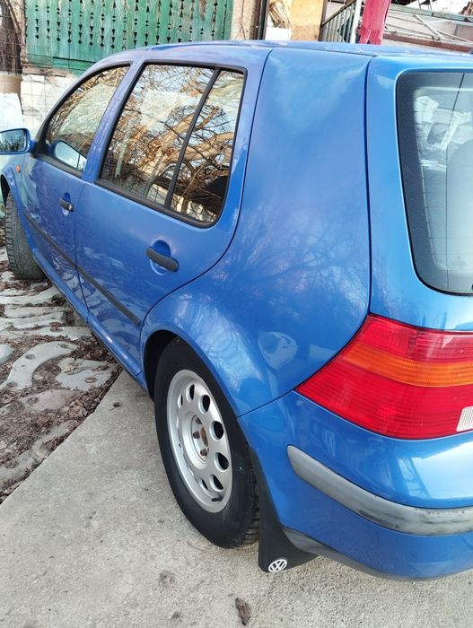 Golf IV 1,9 ALH , adus acum 1700 euro. Poiana Mierlei • OLX.ro