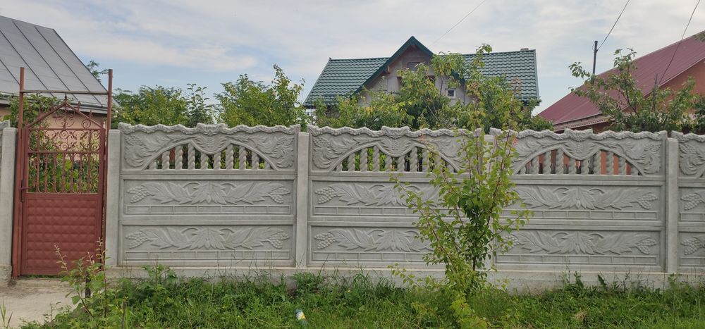 Gard durabil din panouri prefabricate beton armat.59modele.Transport Iasi • OLX.ro