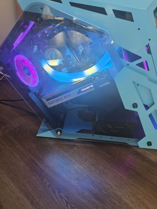 PC High Gaming ryzen 7 , RTX 3070 Aero OC Capsa • OLX.ro