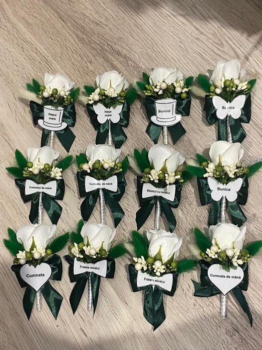 Cocarde și brățări nunta Timisoara • OLX.ro