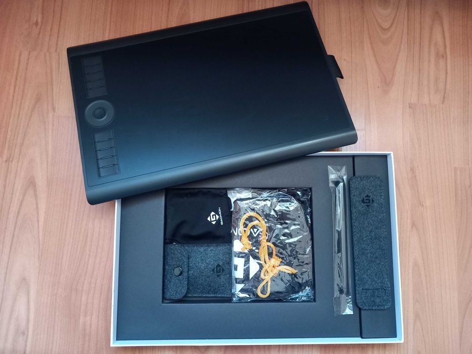 Графичен таблет за рисуване Gaomon M10K Pro, като Wacom Intuos M. гр ...