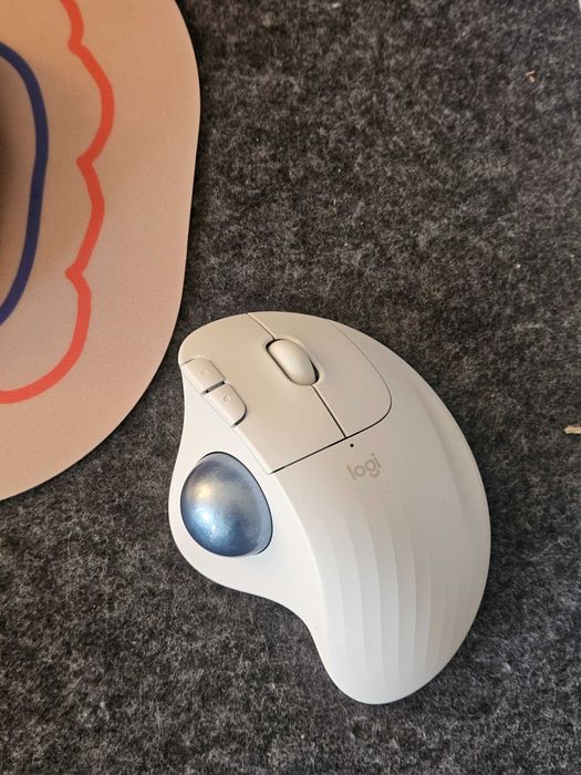 Mouse Logitech Ergo M575S Wireless Trackball – White Timisoara • OLX.ro