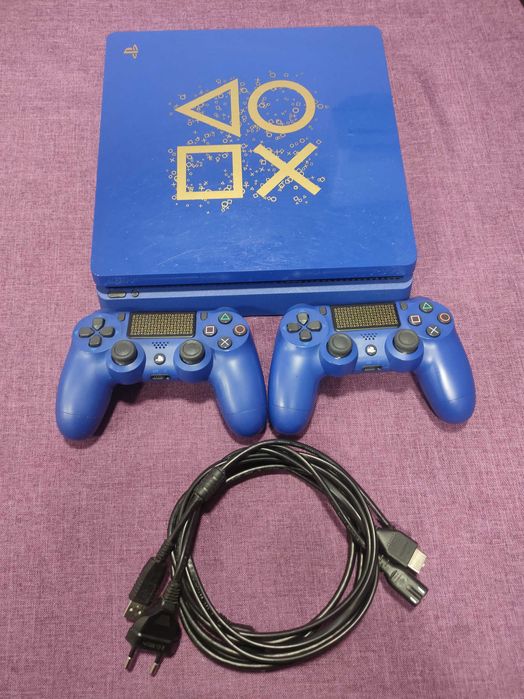 Playstation 4 Days of Play Limited Edition гр. Етрополе • OLX.bg