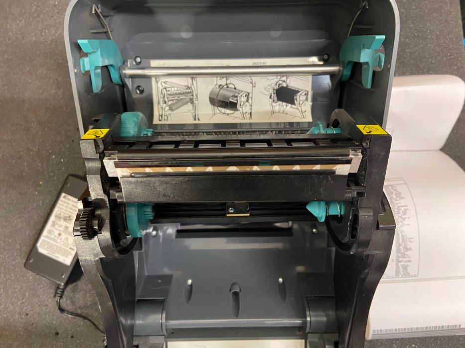 Zebra GX430t Термо-трансферен етикетен принтер, 300 dpi, LAN, PSU гр ...