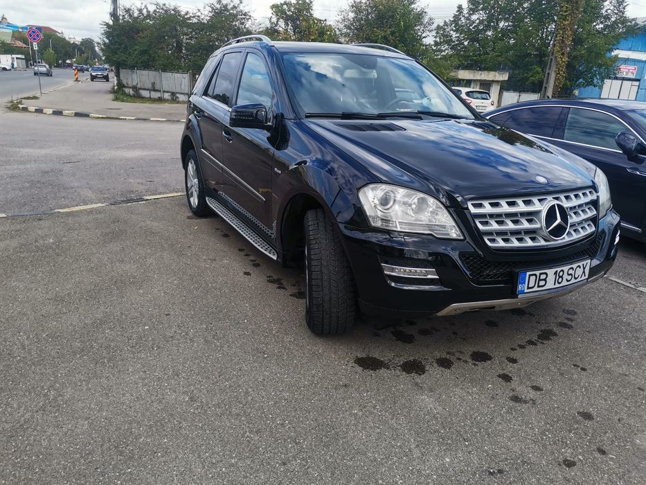 Mercedes ML3.0 V6 4x4 204cp Ploiesti • OLX.ro