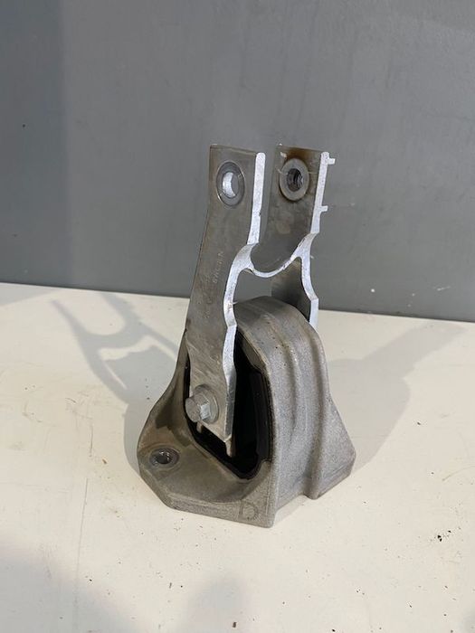 Suport cutie VOLVO XC60 MILD HYBRID XC90 S90 V90 S60 V60 32139982 ...