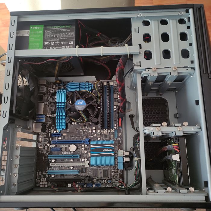 Setup PC Antec i5-2500K 8GB RAM 2TB HDD cu Monitor Cluj-Napoca • OLX.ro