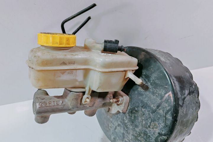 Tulumba Frana cu pompa centrala 6Q1614105R Volkswagen VW Polo a 4-a ...