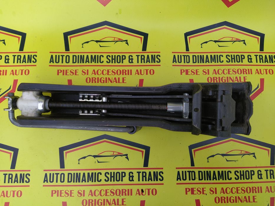 Cric auto original Volkswagen Vw Passat B6 B7 CC coarba cheie prezoane ...