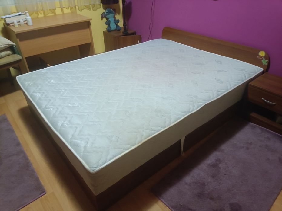 Спалня с матрак и повдигаш механизъм 144/190 гр. Благоевград Еленово 2 • OLX.bg