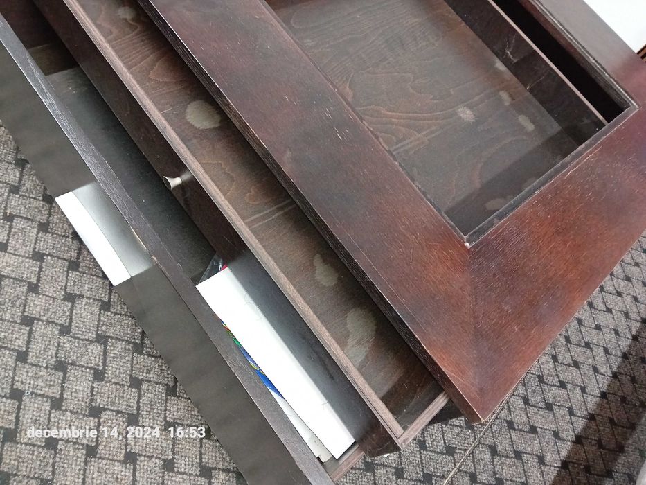 Vand Masa patrata pe roti pentru sufragerie Brasov • OLX.ro