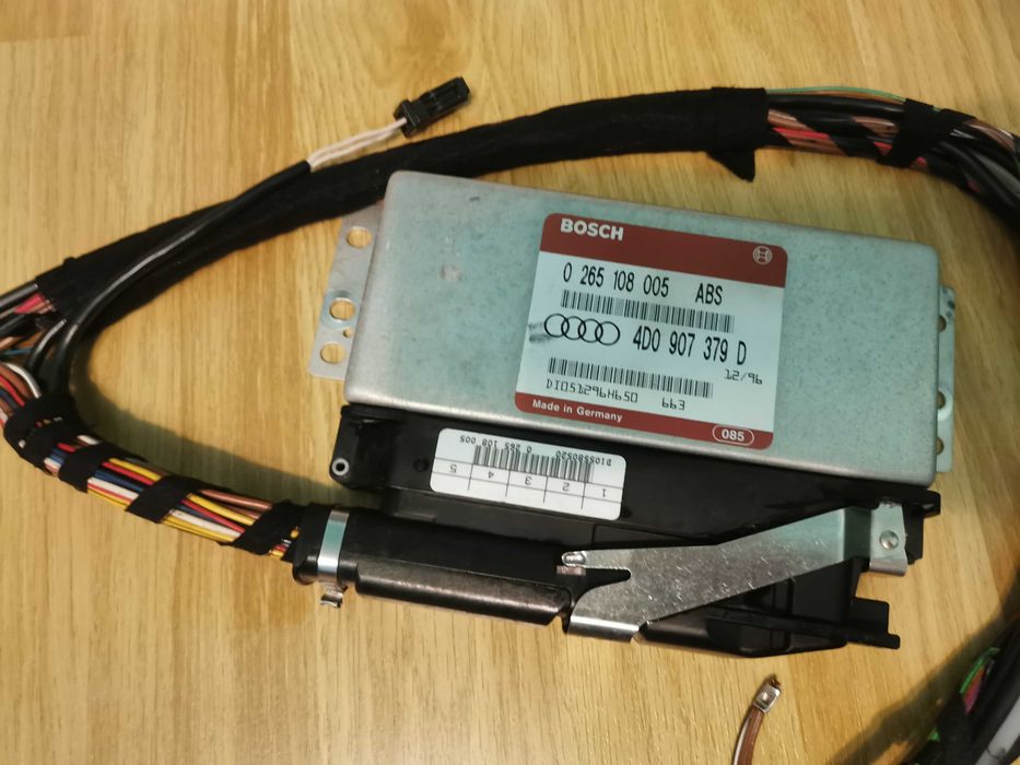 Calculator ABS (Modul ABS) Audi A4 (B5) motor ADP,an'96 stare PERFECTĂ ...