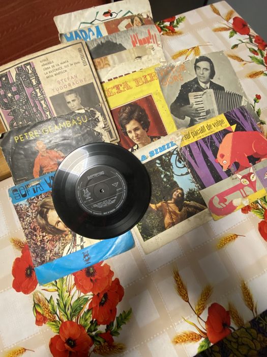 Placi vinil si picup Unitra de colectie Braila • OLX.ro