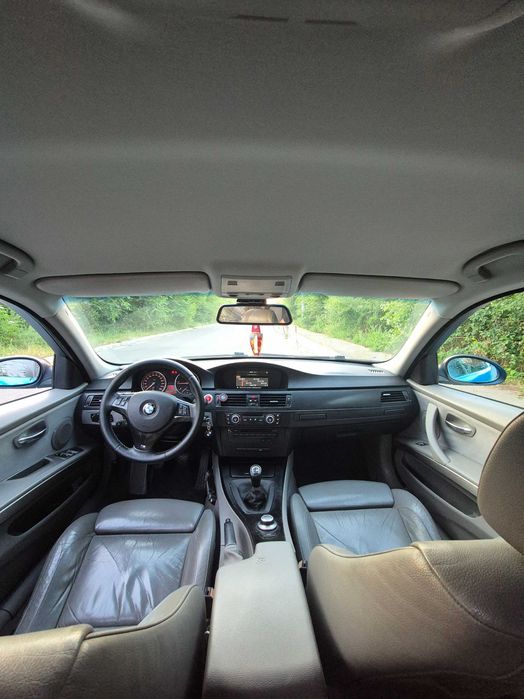 Vând bmw e90 2007 Bucuresti Sectorul 4 • OLX.ro