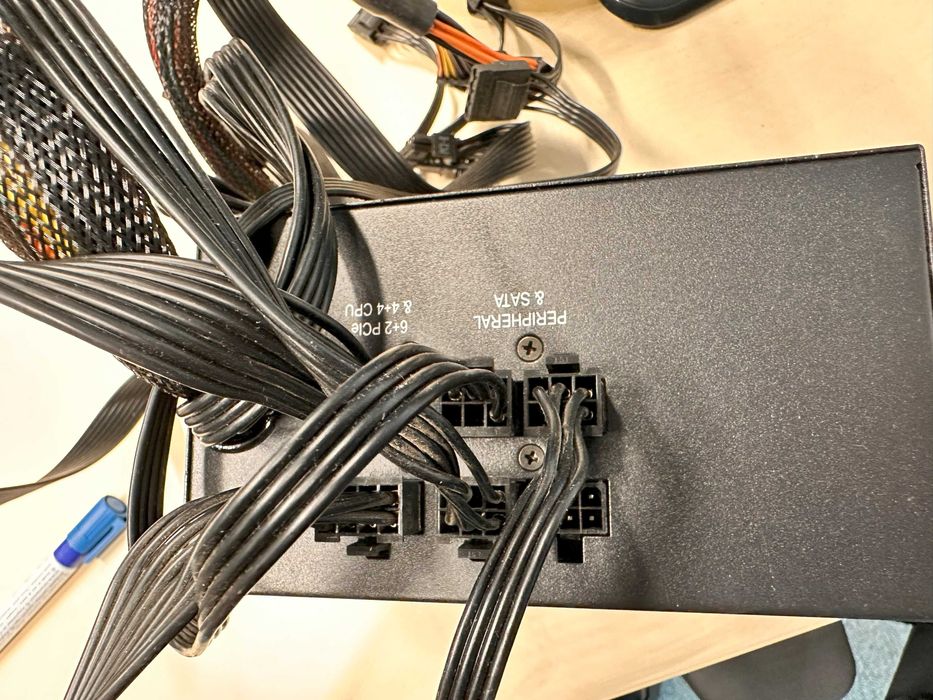 Sursa Corsair CS850M 850W, semi-modulara, Gold, Active PFC Bucuresti ...