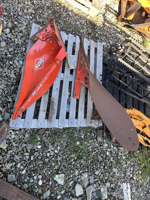 Piese. Cormana plug Kuhn -Huard Targu Neamt • OLX.ro