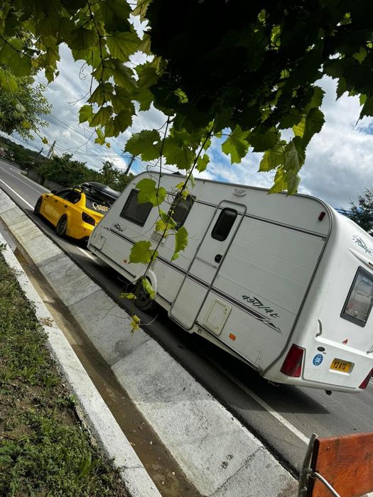 Rulota Compass 490/4/Rallye Vladiceni • OLX.ro