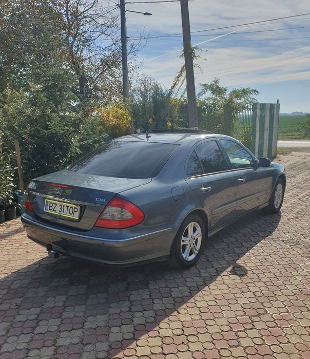 Mercedes E220 w211 -170CP- Facelift Buzau • OLX.ro