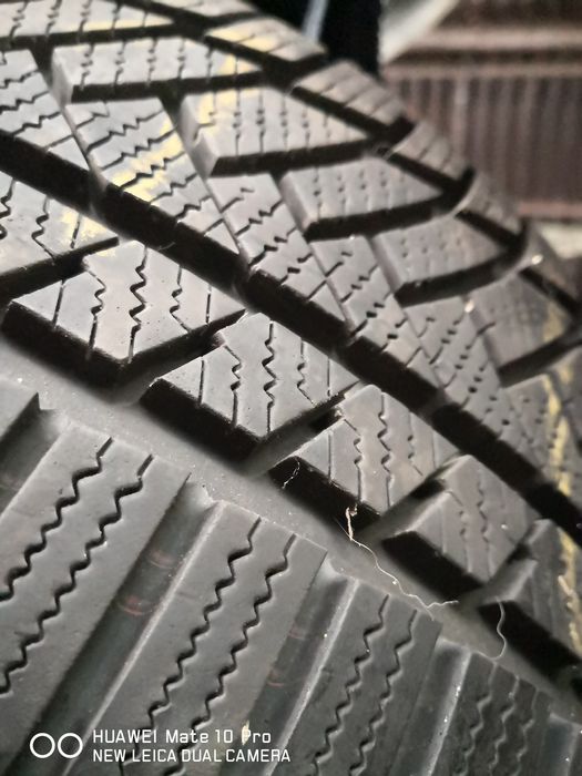 225 40 18 continental 18 цола гуми като нови дот 22 гр. Габрово Младост • OLX.bg