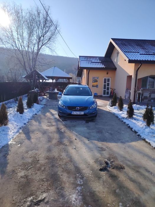 Volvo v60 an 2014 Iasi • OLX.ro
