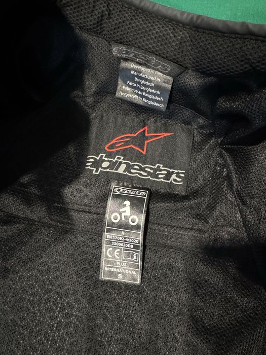 Combinezon Moto Geaca + Pantaloni Alpinestars Hunedoara • OLX.ro