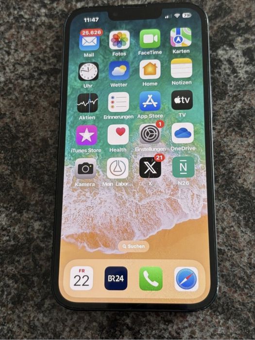 IPhone 13 черен гр. София Зона Б-5-3 • OLX.bg