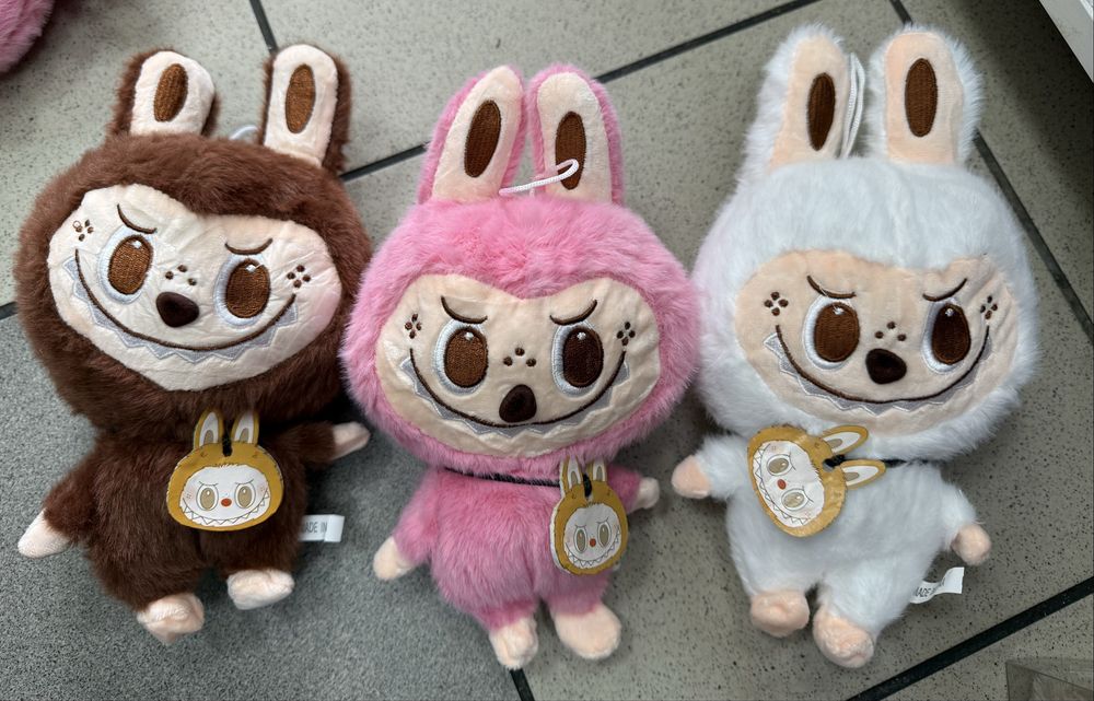 Jucarie din plus Labubu, la bubu, mare, aprox 35 cm Bucuresti Sectorul 4 • OLX.ro