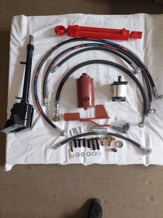 Servodirectie danfoss U445 U550 U640 Pitesti • OLX.ro