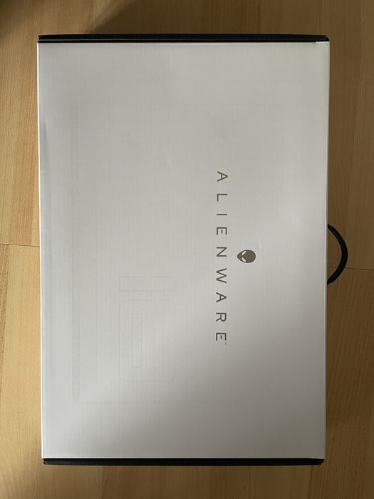 Alienware M18 R2 Gaming - i9-14900HX, 32GB RAM, 1TB SSD, RTX 4080 12GB ...