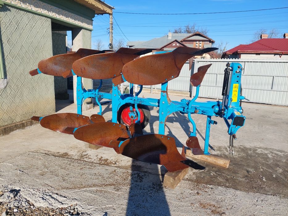 Plug reversibil lemken opal 090 110 cu 3 trupite model nou 2013 Valcelele • OLX.ro