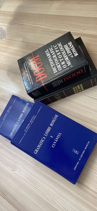 DEX DOOM Gramatica limbii române Brasov • OLX.ro