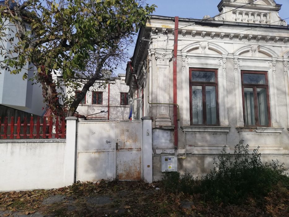 Casa deosebita centrul istoric Braila • OLX.ro