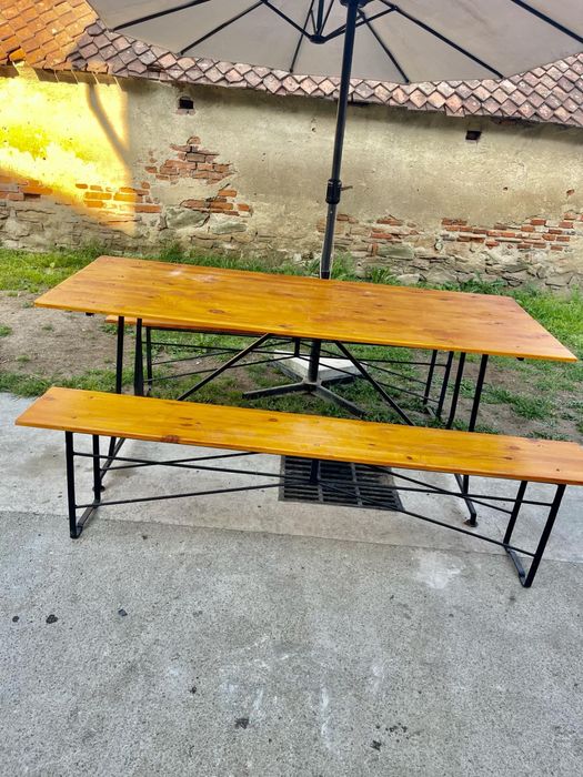 Set masa gradina\curte cu 2 banci Satu Nou • OLX.ro