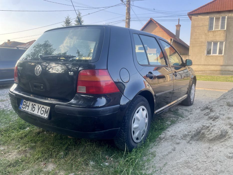 Vand golf 4 1.6 benzina EURO4. PRET FIX !!! Oradea • OLX.ro