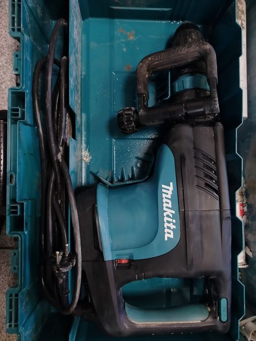 Къртач Makita HM1203c / 1510W / SDS-Max гр. Варна Колхозен пазар • OLX.bg