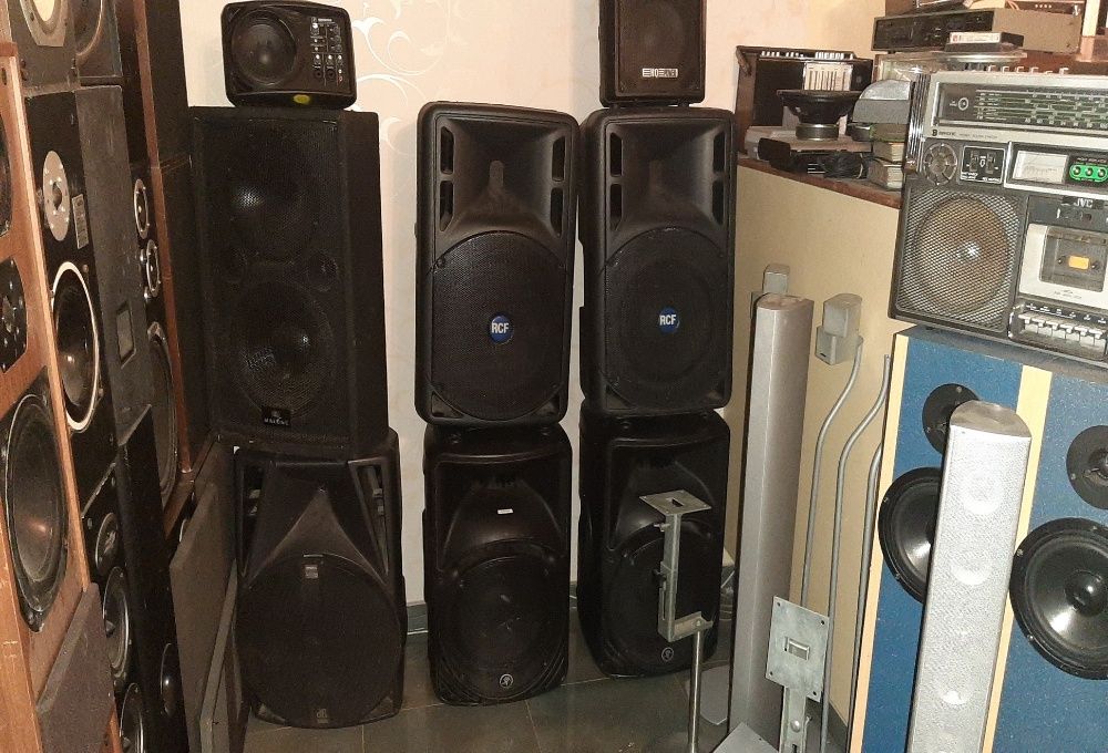 Boxe active rcf jbl eon 515xt ev zlx 15p 1000w electrovoic suporti box ...