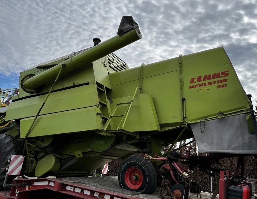 Combina Claas Mercator 50 Alesd • OLX.ro