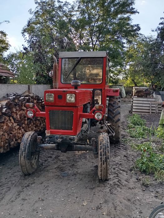 Tractor cu disc si plug Traian • OLX.ro