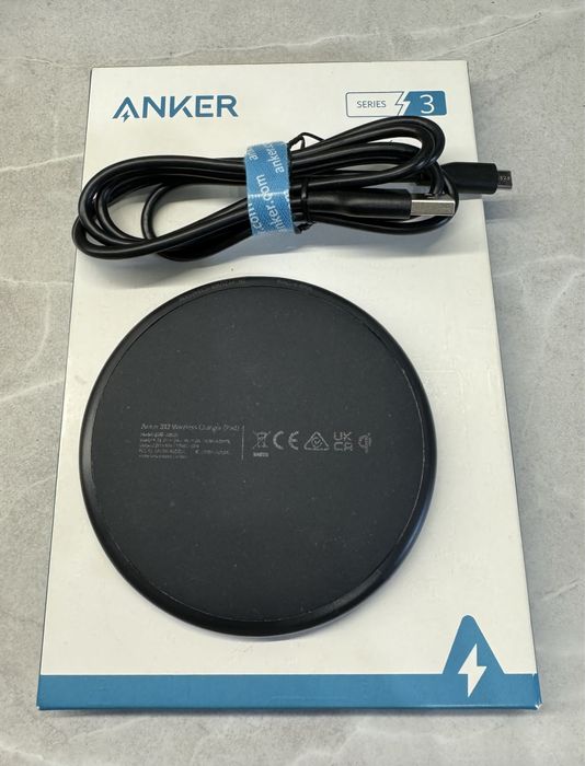 Безжично зарядно Anker A2503/ 313- 10W гр. София Бъкстон • OLX.bg
