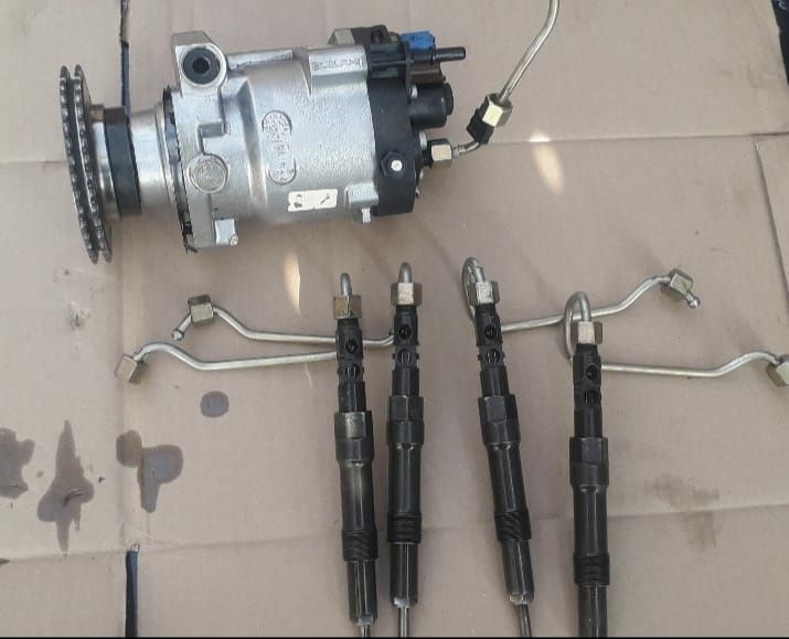 Injectoare, pompa inalte 2.0 tdci -Ford Tranzit, Mondeo mk3 Craiova ...