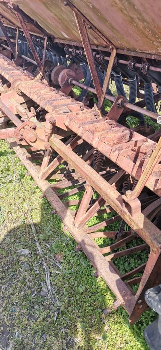 Сеялка СЗУ-Руска гр. Ямбол Златен рог • OLX.bg