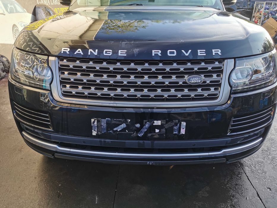 Dezmembrez range rover vogue l405/interior/bara/capota/far/aripa/haion ...