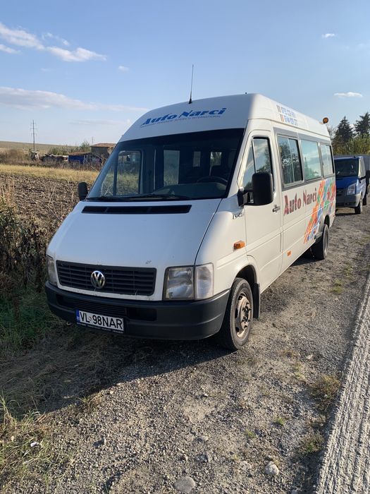 Microbuz Mercedes Sprinter 413 CDI Volkswagen LT 46 17 locuri Ramnicu ...