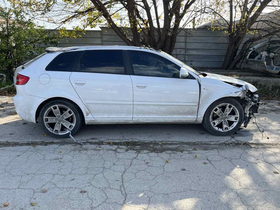 Продавам на части Audi A3 8P 1.4 TFSI CAX Sline sportback 6 ст гр ...