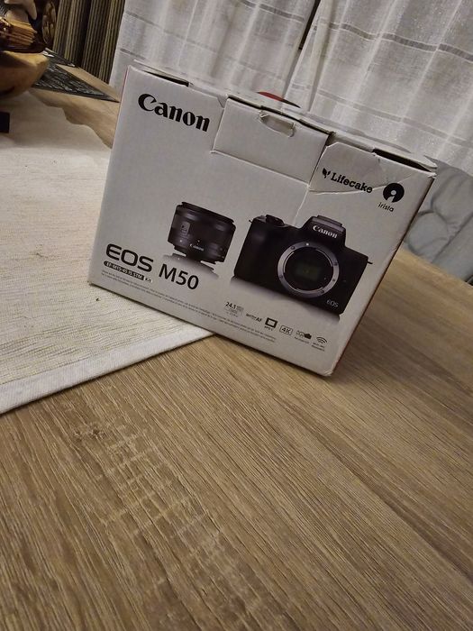 Canon EOS M50, Kit EF-M15-45mm Bucuresti Sectorul 6 • OLX.ro