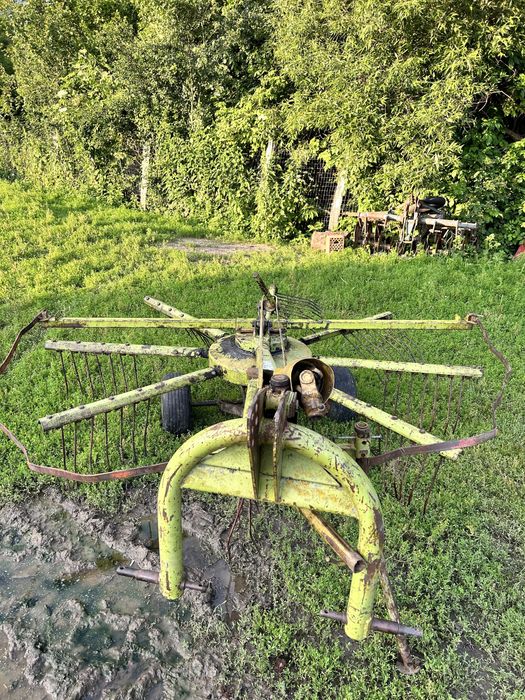 Grebla rotativă Claas WS 320 s Fagaras • OLX.ro