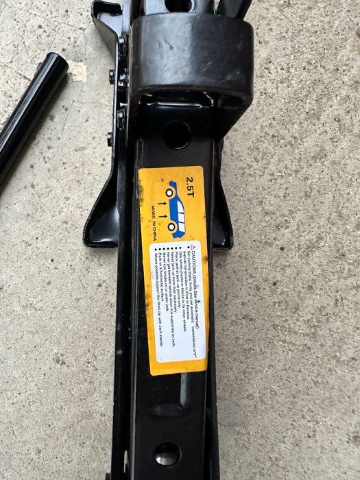 Cric pt Suv Duster , Honda , Mazda , Toyota etc Ploiestiori • OLX.ro