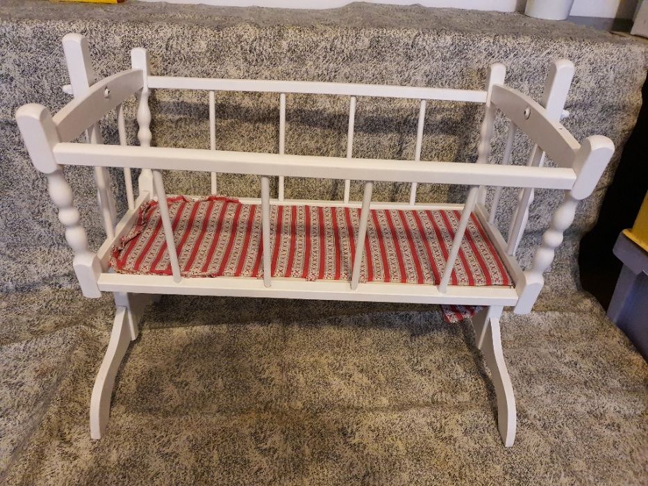 Pat balansoar din lemn pentru papusi Cluj-Napoca • OLX.ro