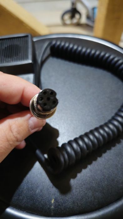 Microfon statie 6 pini Bacau • OLX.ro